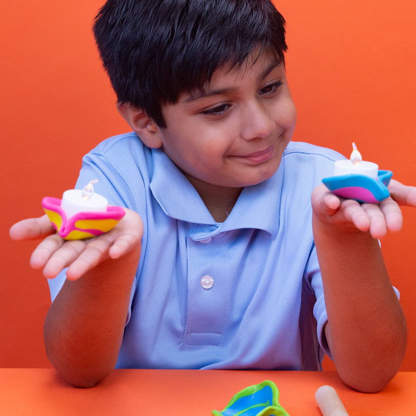 Light Up Spiral Clay Diyas – Days United